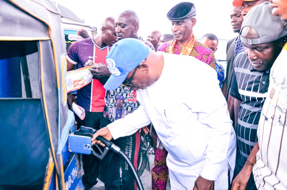 Jubilation bursts through Delta community as Gbagi fulfills promise ...