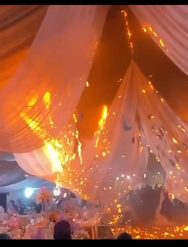 Breaking : wedding reception venue catches fire in Lagos