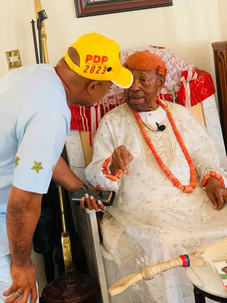 Dr. Michael Nwoko sends condolence message to late Asagba's family ...