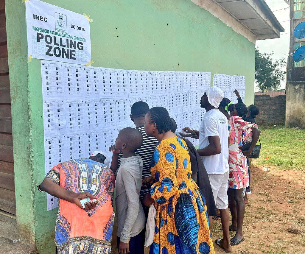 APC, APGA Agents Dominate Polling Units in Ongoing Anambra Election